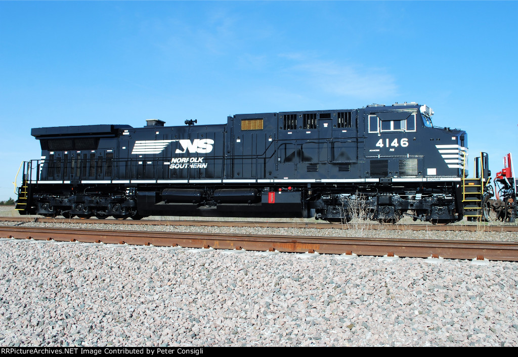 On Delivery Track GE Plant - NS 4146 GE AC44C6M